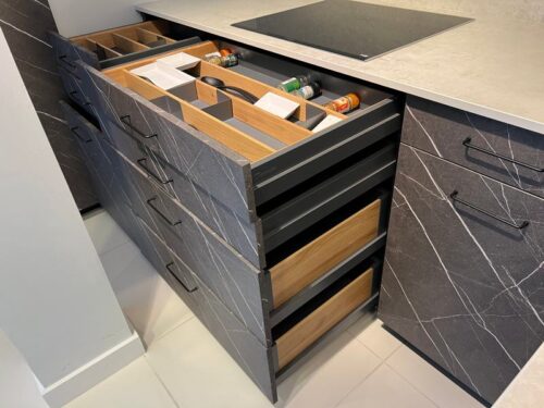 Ex Display Mobalpa Luxe Line Dark Pulpis Grain Kitchen - 3831872 - Used ...