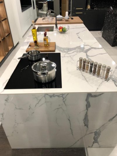Ex Display Large Miton Menta Matt White & Walnut Kitchen & Island - 3831971