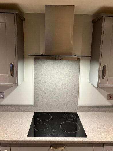 Howdens As New Shaker Style Graphite Grey Kitchen & Peninsular - 3831978