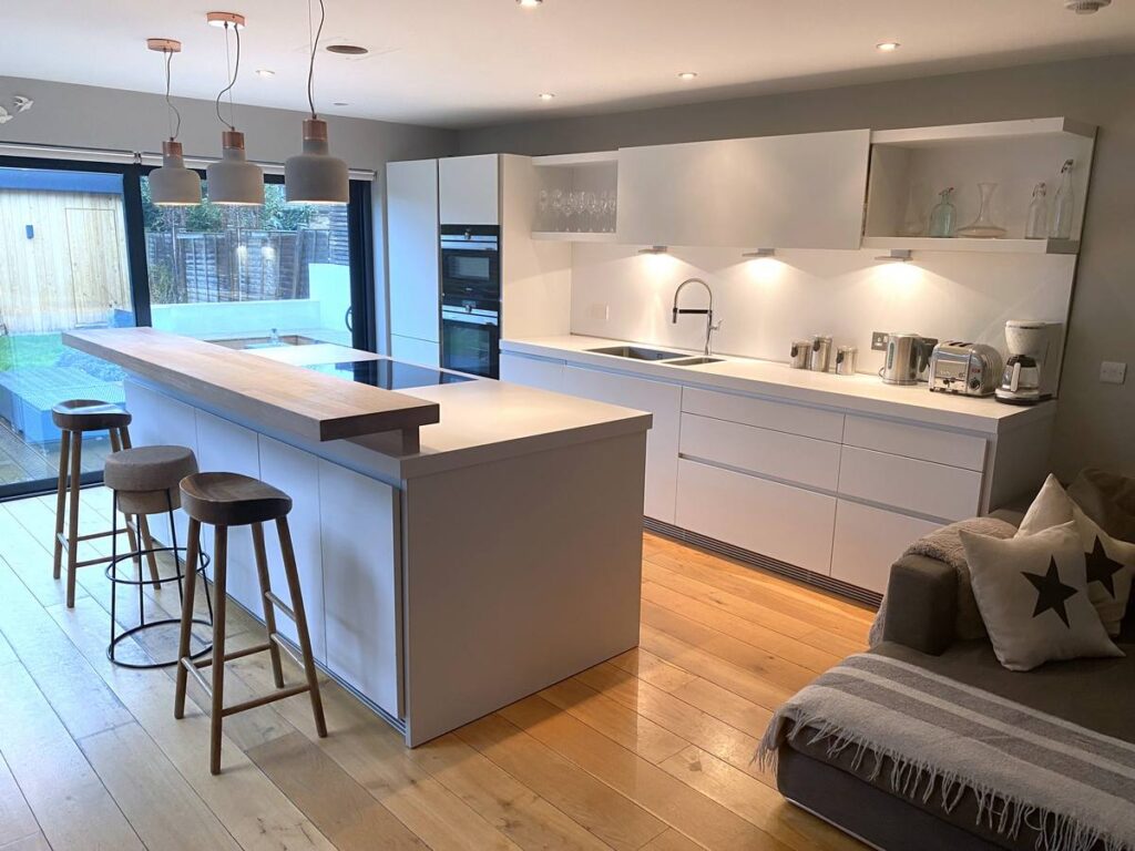 Bulthaup Matt White Handless Kitchen & Island Siemens Neff - 3832034