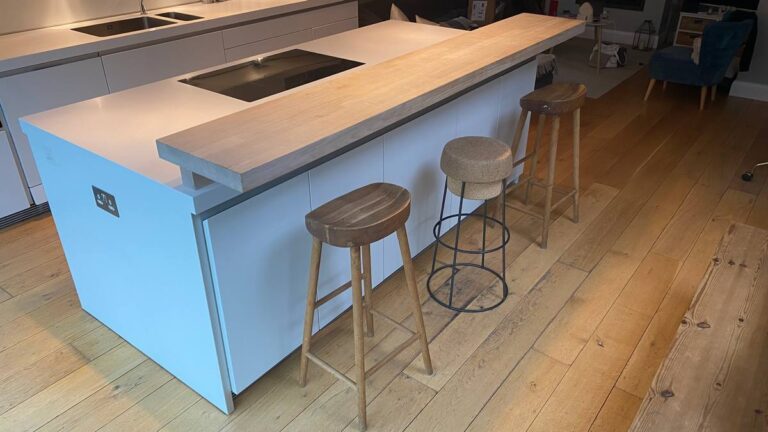 Bulthaup Matt White Handless Kitchen & Island Siemens Neff - 3832034