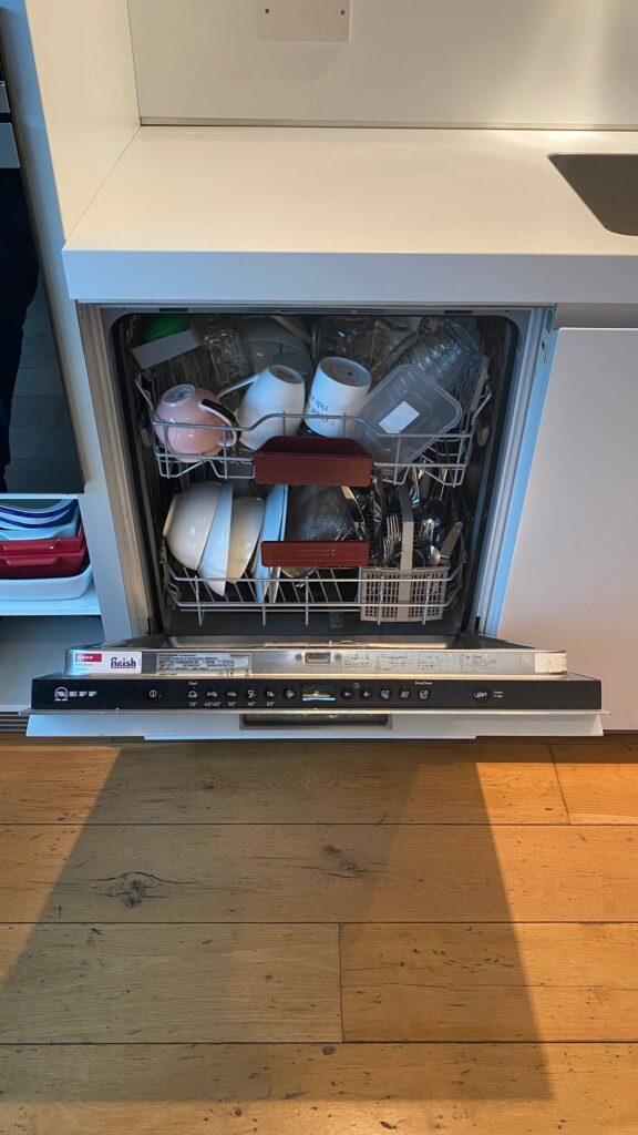 Bulthaup Matt White Handless Kitchen & Island Siemens Neff - 3832034