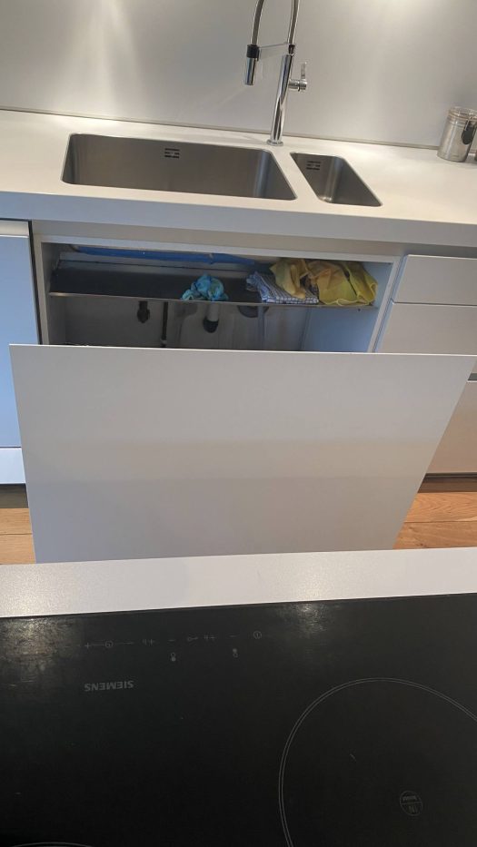 Bulthaup Matt White Handless Kitchen & Island Siemens Neff - 3832034