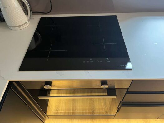 Compact Howdens Navy Modern Kitchen - Lamona Appliances - 3832160 ...
