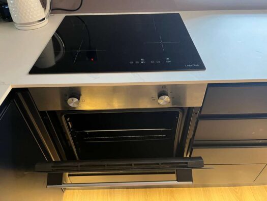 Compact Howdens Navy Modern Kitchen - Lamona Appliances - 3832160 ...