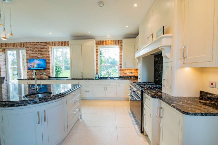 Large Oliver James Dovetail Wood Shaker Kitchen & Large Island ...