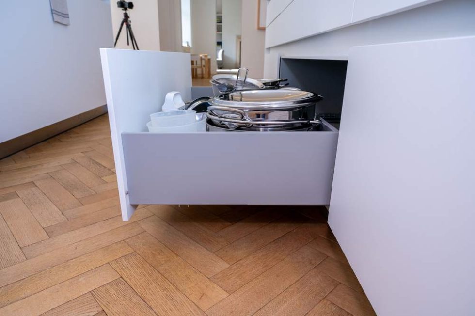 Large Modern Luxury Bulthaup B3 Alpine White Kitchen & Island - 3832490 ...