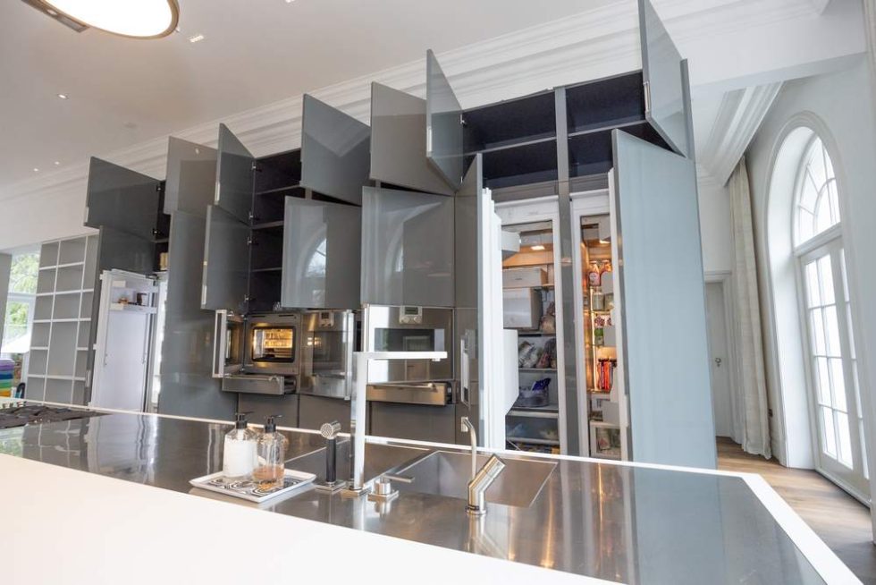 Luxury Poliform Large Kitchen plus Large Utility Room & Laundry Room ...