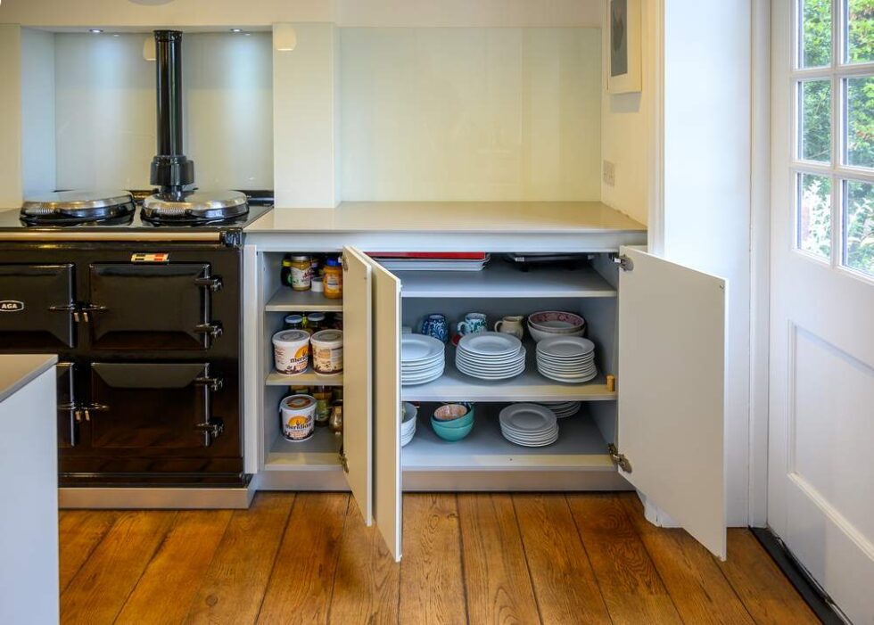 Bulthaup B3 Kaolin White Modern Kitchen with Large Matching Island ...