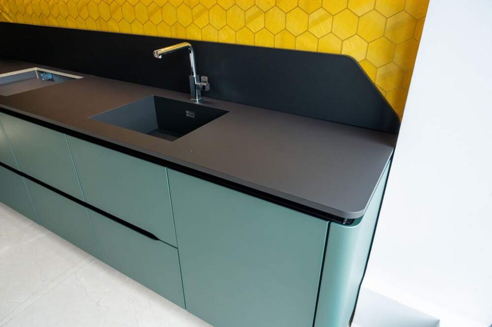 Ex Display Luxury Snaidero Alpi Green Kitchen Kitchen - 3832586 - Used ...