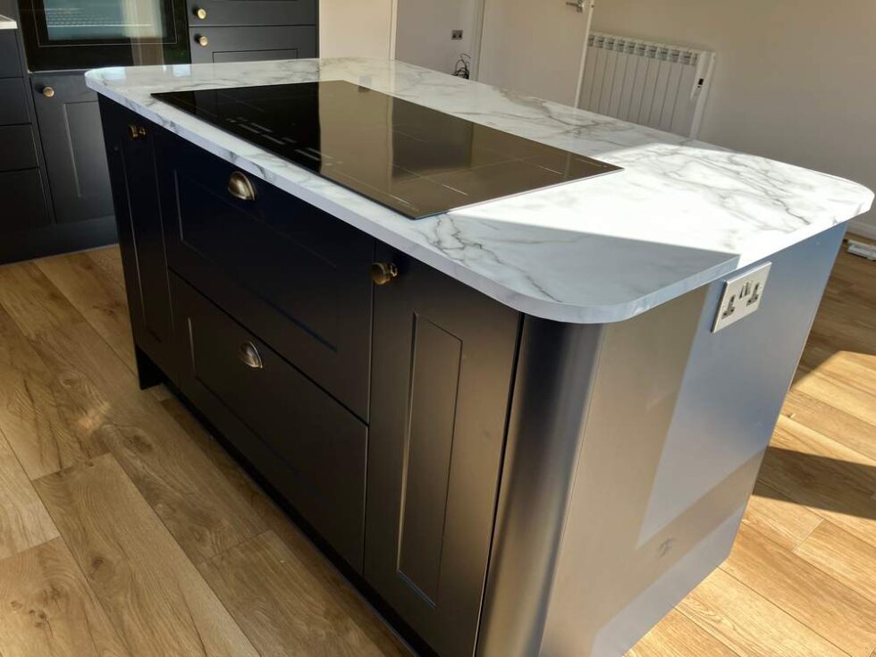 Howdens Blue Shaker Brushed Brass Handled Kitchen & Matching Island ...
