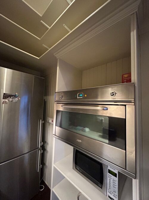 Bespoke Stone Grey Dovetail Joint Kitchen – Brittania Liebherr ...