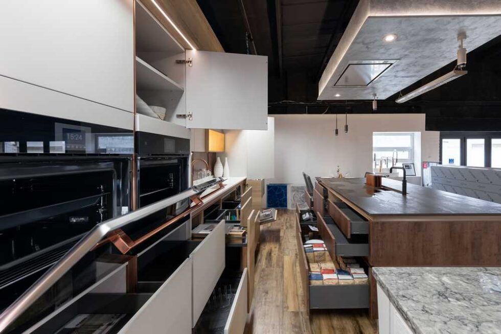Ex Display Cucina Natural Oak Copper Channel Rail Kitchen & Island ...